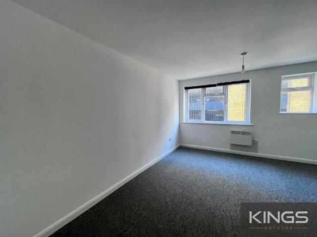 3 bedroom apartment to rent