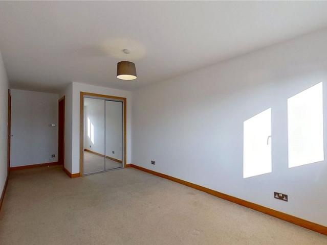 3 bedroom apartment to rent