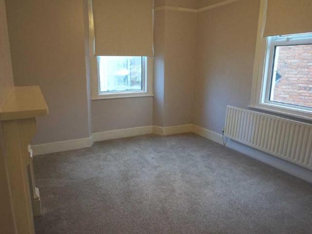 3 bedroom apartment to rent
