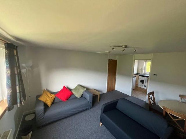 3 bedroom apartment to rent