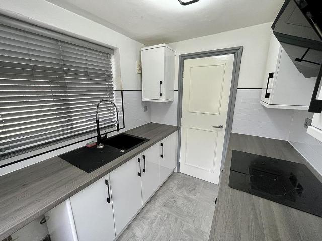 3 bedroom apartment to rent