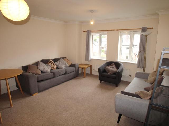 3 bedroom apartment to rent