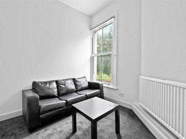 3 bedroom apartment to rent