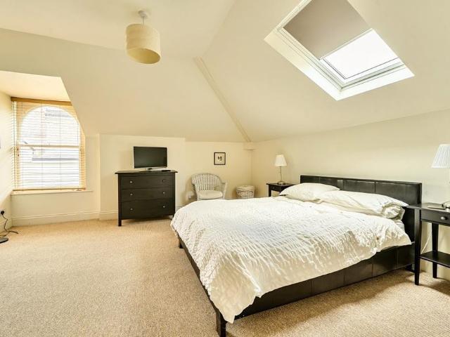 3 bedroom apartment to rent