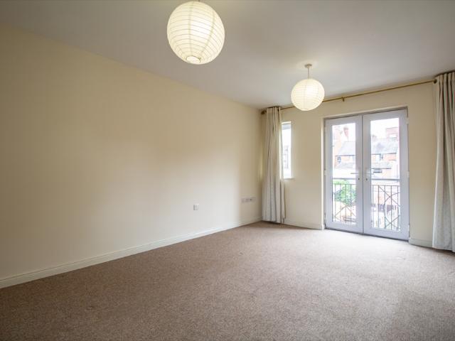 3 bedroom apartment to rent