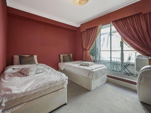 3 bedroom apartment to rent