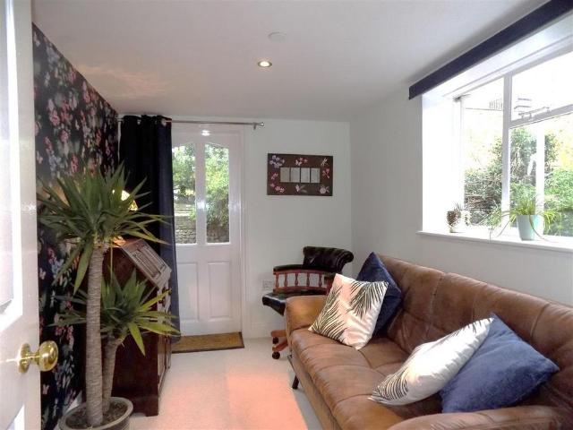 3 bedroom apartment to rent
