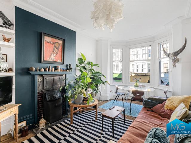 3 bedroom apartment to rent