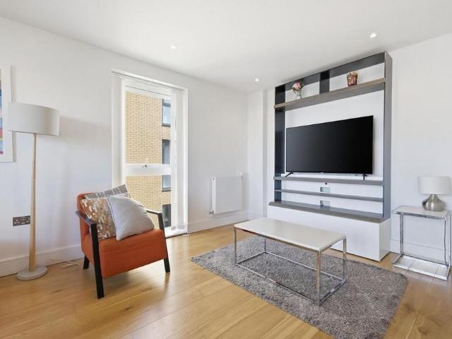 3 bedroom apartment to rent