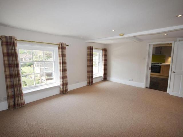 3 bedroom apartment to rent