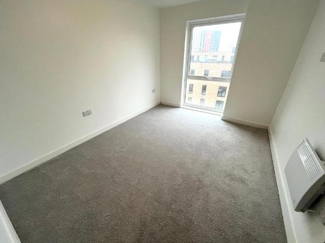 3 bedroom apartment to rent
