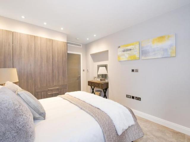 3 bedroom apartment to rent