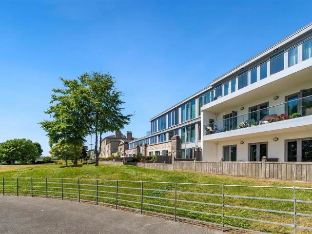 3 bedroom apartment to rent