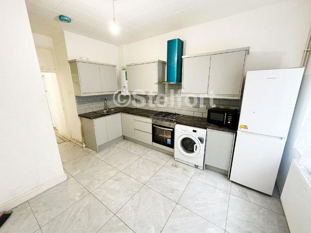 3 bedroom apartment to rent