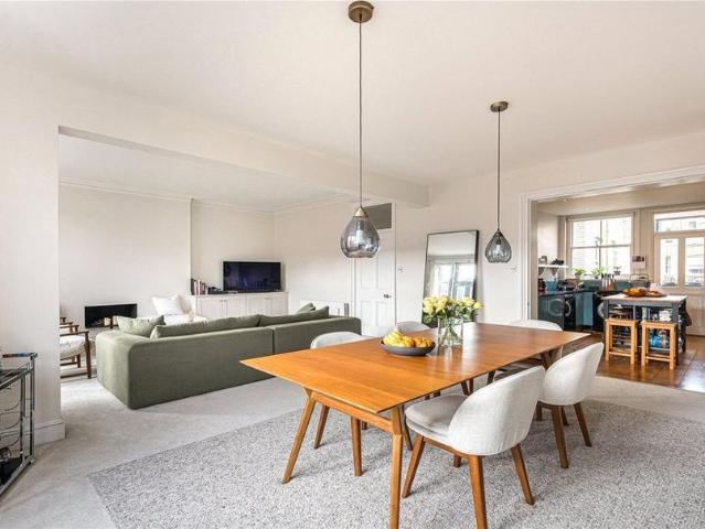 3 bedroom apartment to rent