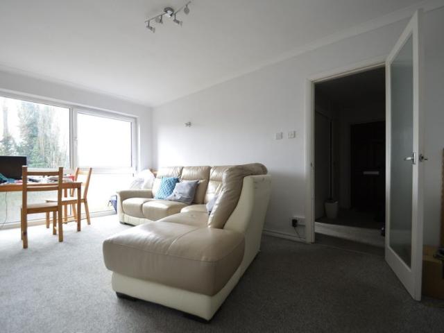 3 bedroom Apartment to rent
