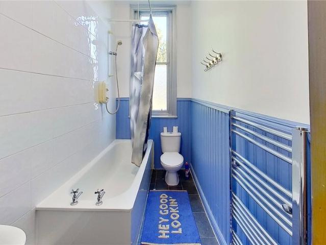 3 bedroom apartment to rent