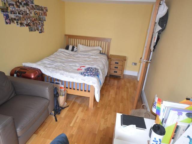 3 bedroom apartment to rent