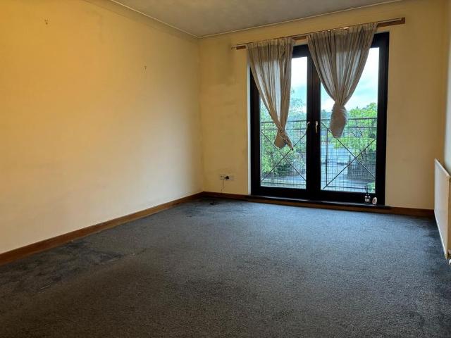 3 bedroom apartment to rent