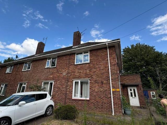 3 bedroom apartment to rent