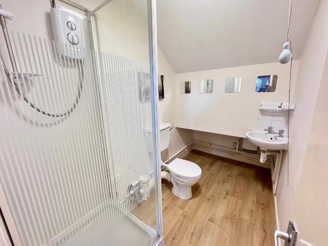 3 bedroom apartment to rent