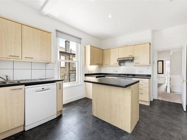 3 bedroom apartment to rent