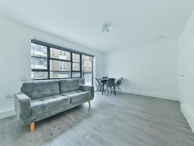3 bedroom apartment to rent