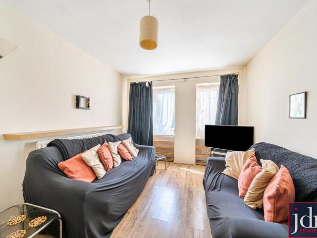 3 bedroom apartment to rent