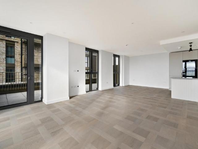 3 bedroom apartment to rent