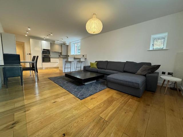 3 bedroom apartment to rent