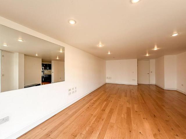 3 bedroom apartment to rent