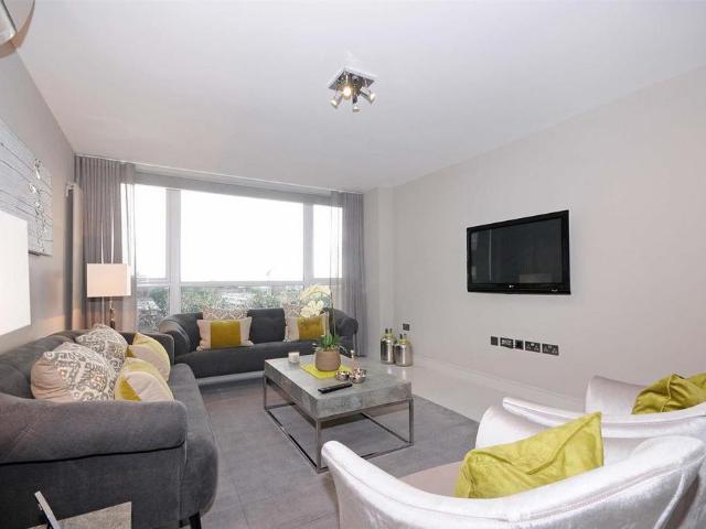 3 bedroom apartment to rent