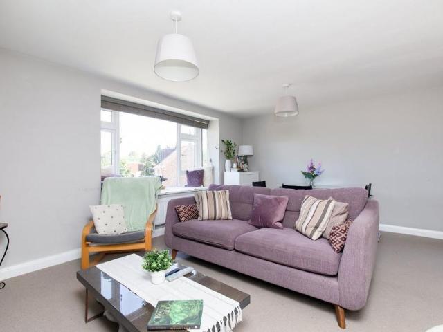 3 bedroom apartment to rent