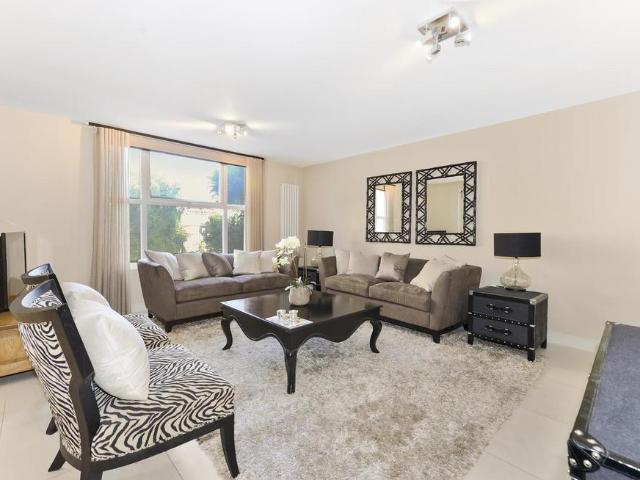 3 bedroom apartment to rent