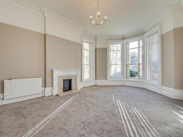 3 bedroom apartment to rent
