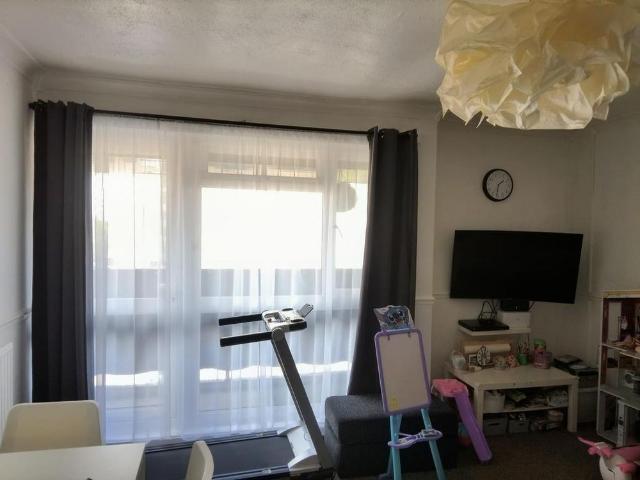 3 bedroom apartment to rent