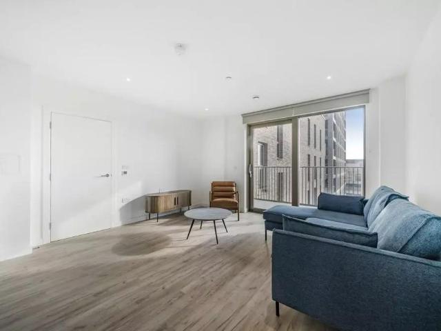 3 bedroom apartment to rent