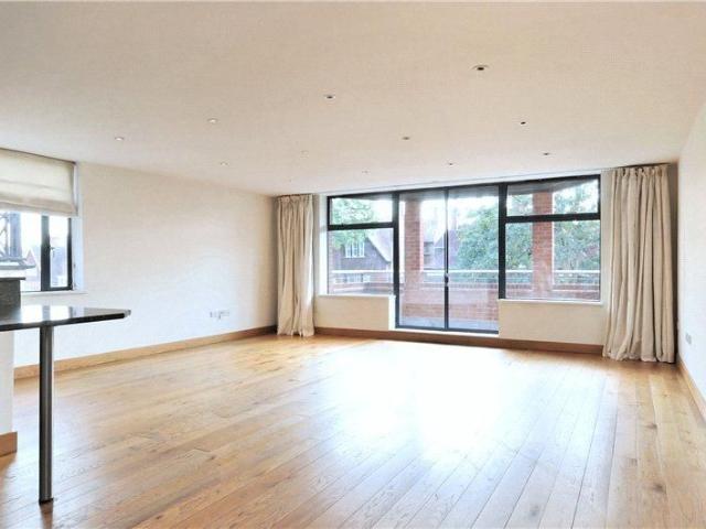 3 bedroom apartment to rent