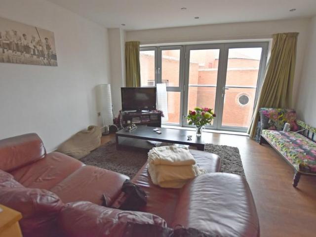 3 bedroom apartment to rent