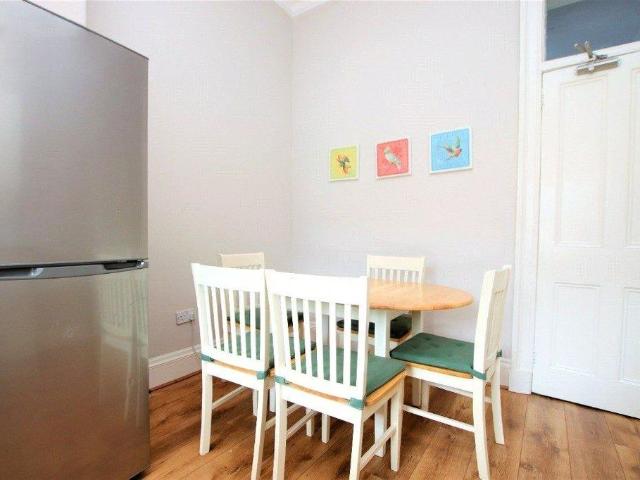 3 bedroom apartment to rent