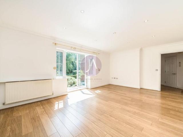 3 bedroom apartment to rent