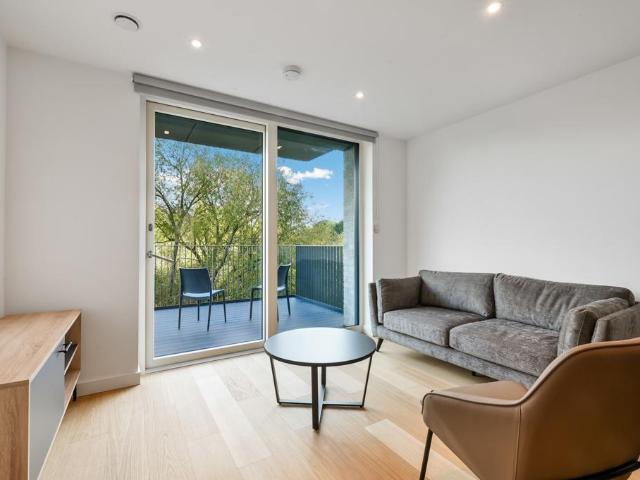 3 bedroom apartment to rent