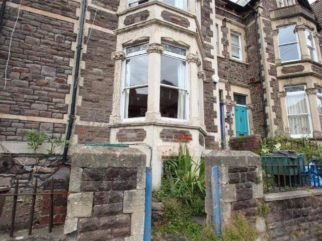 3 bedroom apartment to rent