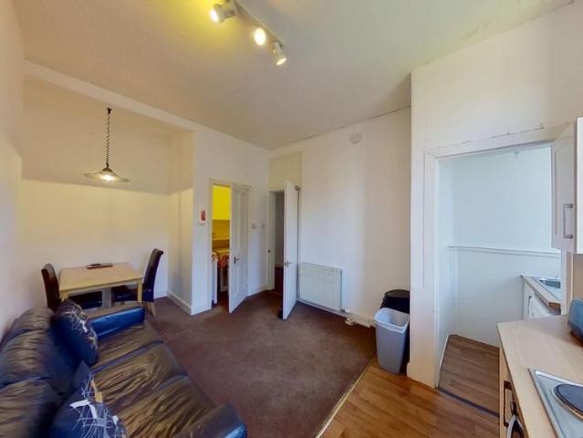 3 bedroom apartment to rent