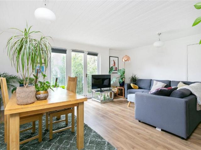 3 bedroom apartment to rent