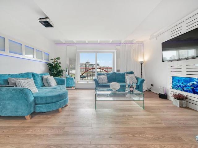 3 bedroom apartment to rent