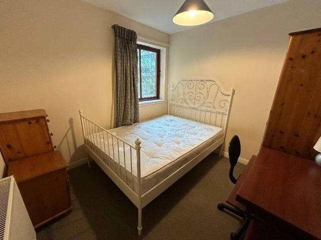 3 bedroom apartment to rent