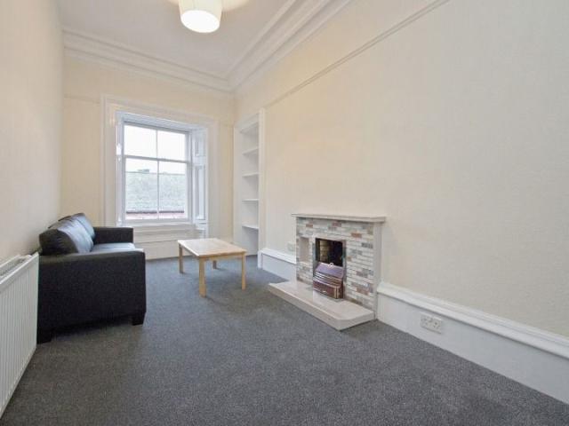 3 bedroom apartment to rent