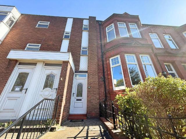 3 bedroom apartment to rent