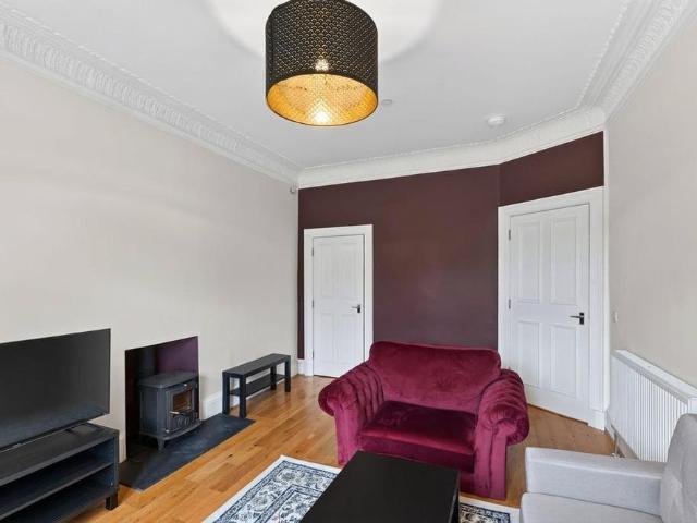3 bedroom apartment to rent